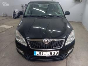 Black Skoda Fabia 2013 in Panevezys, with an engine capacity of 1.20 L and mileage of 304 thousand km for 2650 €, photo 3 on AUTOMOTO.COM.LV