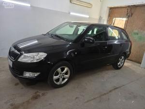 Black Skoda Fabia 2013 in Panevezys, with an engine capacity of 1.20 L and mileage of 304 thousand km for 2650 €, photo 4 on AUTOMOTO.COM.LV