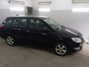 Black Skoda Fabia 2013 in Panevezys, with an engine capacity of 1.20 L and mileage of 304 thousand km for 2650 €, photo 6 on AUTOMOTO.COM.LV