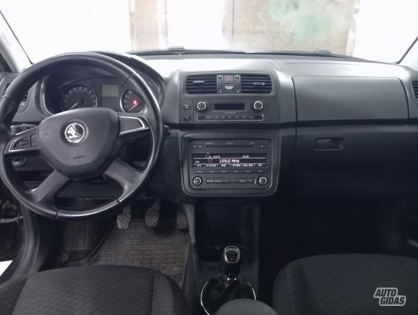 Black Skoda Fabia 2013 in Panevezys, with an engine capacity of 1.20 L and mileage of 304 thousand km for 2650 €, photo 7 on AUTOMOTO.COM.LV