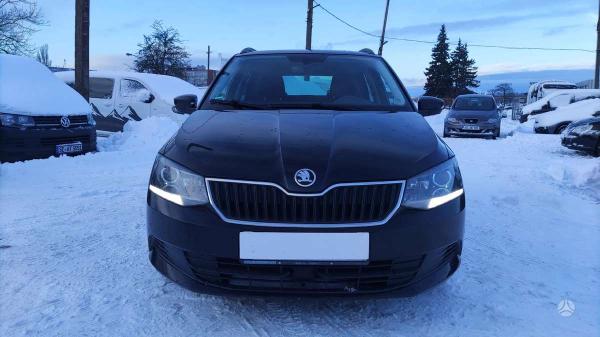 Black Skoda Fabia 2015 in Klaipeda, with an engine capacity of 1.42 L and mileage of 232 thousand km for 5150 €, photo 2 on AUTOMOTO.COM.LV
