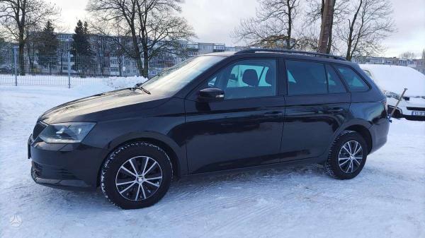Black Skoda Fabia 2015 in Klaipeda, with an engine capacity of 1.42 L and mileage of 232 thousand km for 5150 €, photo 9 on AUTOMOTO.COM.LV