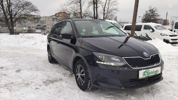 Black Skoda Fabia 2015 in Klaipeda, with an engine capacity of 1.42 L and mileage of 230 thousand km for 5150 €, photo 5 on AUTOMOTO.COM.LV