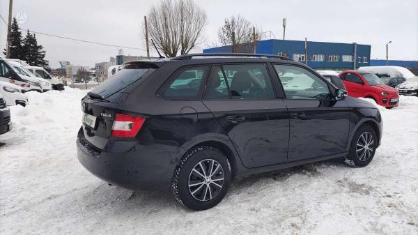 Black Skoda Fabia 2015 in Klaipeda, with an engine capacity of 1.42 L and mileage of 230 thousand km for 4950 €, photo 6 on AUTOMOTO.COM.LV