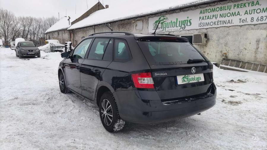 Melns Skoda Fabia 2015 Klaipėda, ar dzinēja tilpumu 1.42 L un nobraukumu 230 tūkst. km par 4950 €, foto 7 vietnē AUTOMOTO.COM.LV