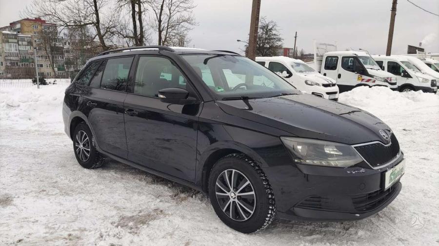 Melns Skoda Fabia 2015 Klaipėda, ar dzinēja tilpumu 1.42 L un nobraukumu 230 tūkst. km par 4950 €, foto 9 vietnē AUTOMOTO.COM.LV