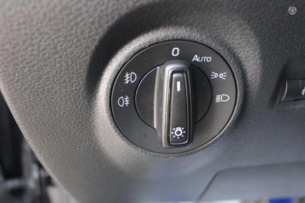 Melns Skoda Fabia 2015 Viļņa, ar dzinēja tilpumu 1.40 L un nobraukumu 221 tūkst. km par 5300 €, foto 10 vietnē AUTOMOTO.COM.LV