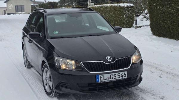 Black Skoda Fabia 2016 in Raseiniai, with an engine capacity of 1.42 L and mileage of 156 thousand km for 5990 €, photo 2 on AUTOMOTO.COM.LV