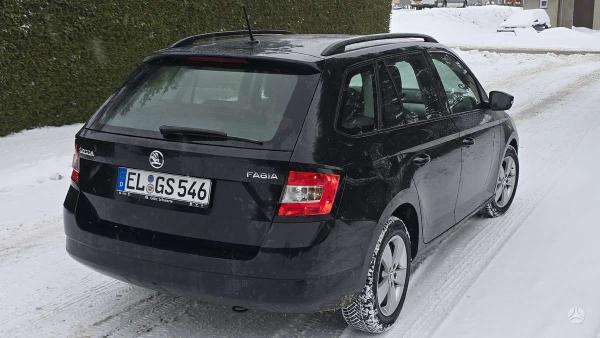Black Skoda Fabia 2016 in Raseiniai, with an engine capacity of 1.42 L and mileage of 156 thousand km for 5990 €, photo 3 on AUTOMOTO.COM.LV
