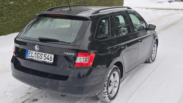 Black Skoda Fabia 2016 in Raseiniai, with an engine capacity of 1.42 L and mileage of 156 thousand km for 5990 €, photo 7 on AUTOMOTO.COM.LV