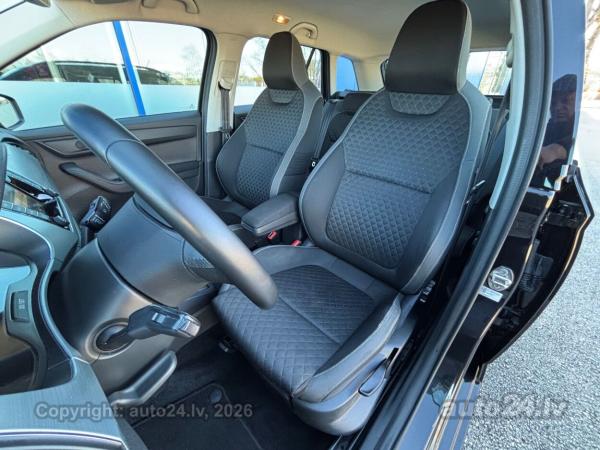 Black Skoda Fabia 2017 in Paide, with an engine capacity of 1.40 L and mileage of 196 thousand km for 7490 €, photo 11 on AUTOMOTO.COM.LV