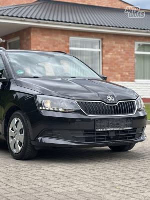 Black Skoda Fabia 2017 in Vilnius, with an engine capacity of 1.40 L and mileage of 150 thousand km for 7250 €, photo 3 on AUTOMOTO.COM.LV