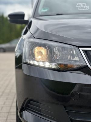 Black Skoda Fabia 2017 in Vilnius, with an engine capacity of 1.40 L and mileage of 150 thousand km for 7250 €, photo 6 on AUTOMOTO.COM.LV