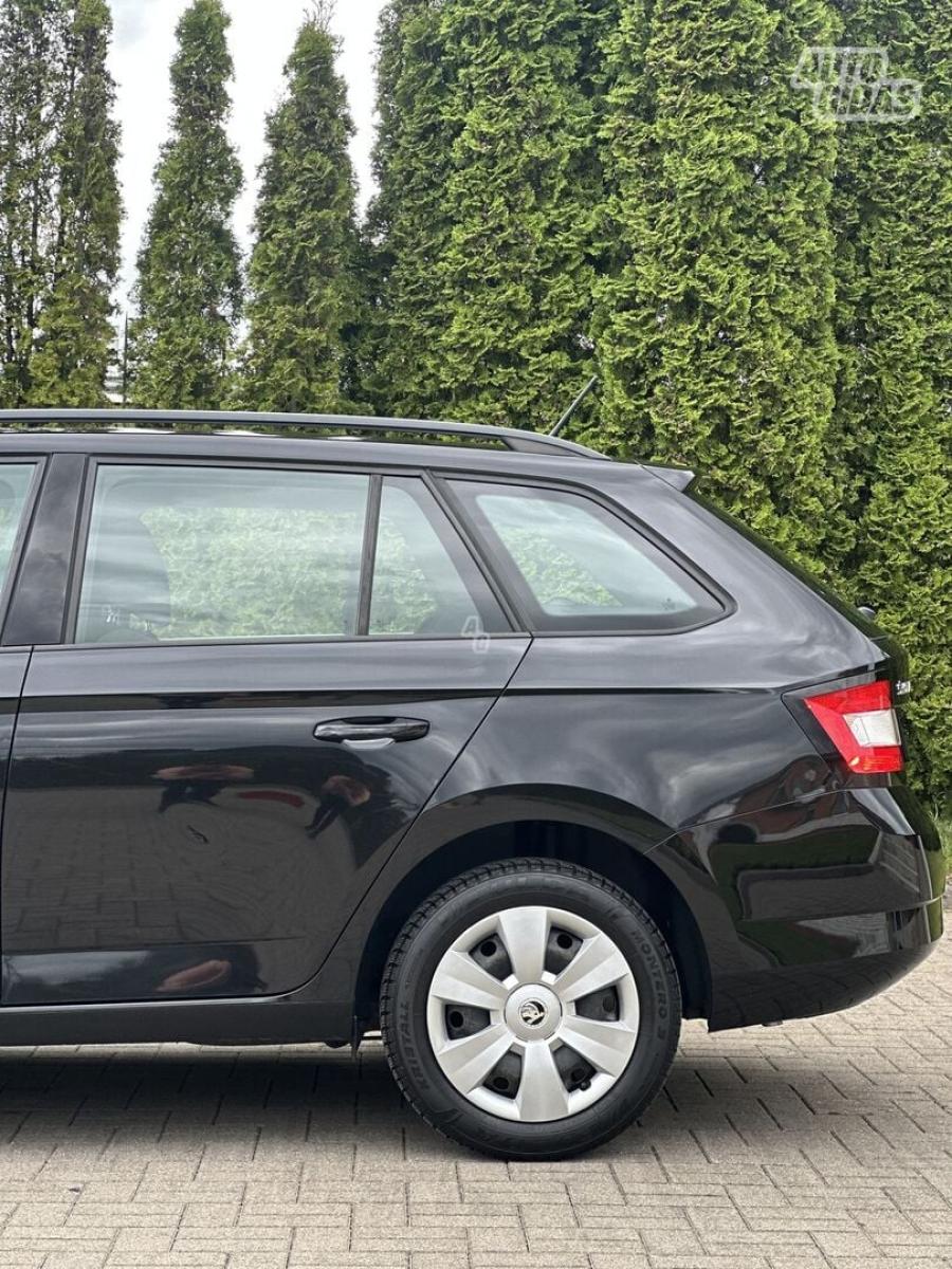 Black Skoda Fabia 2017 in Vilnius, with an engine capacity of 1.40 L and mileage of 150 thousand km for 7250 €, photo 13 on AUTOMOTO.COM.LV