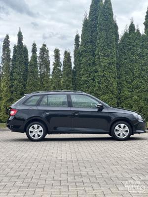 Black Skoda Fabia 2017 in Vilnius, with an engine capacity of 1.40 L and mileage of 150 thousand km for 7250 €, photo 14 on AUTOMOTO.COM.LV