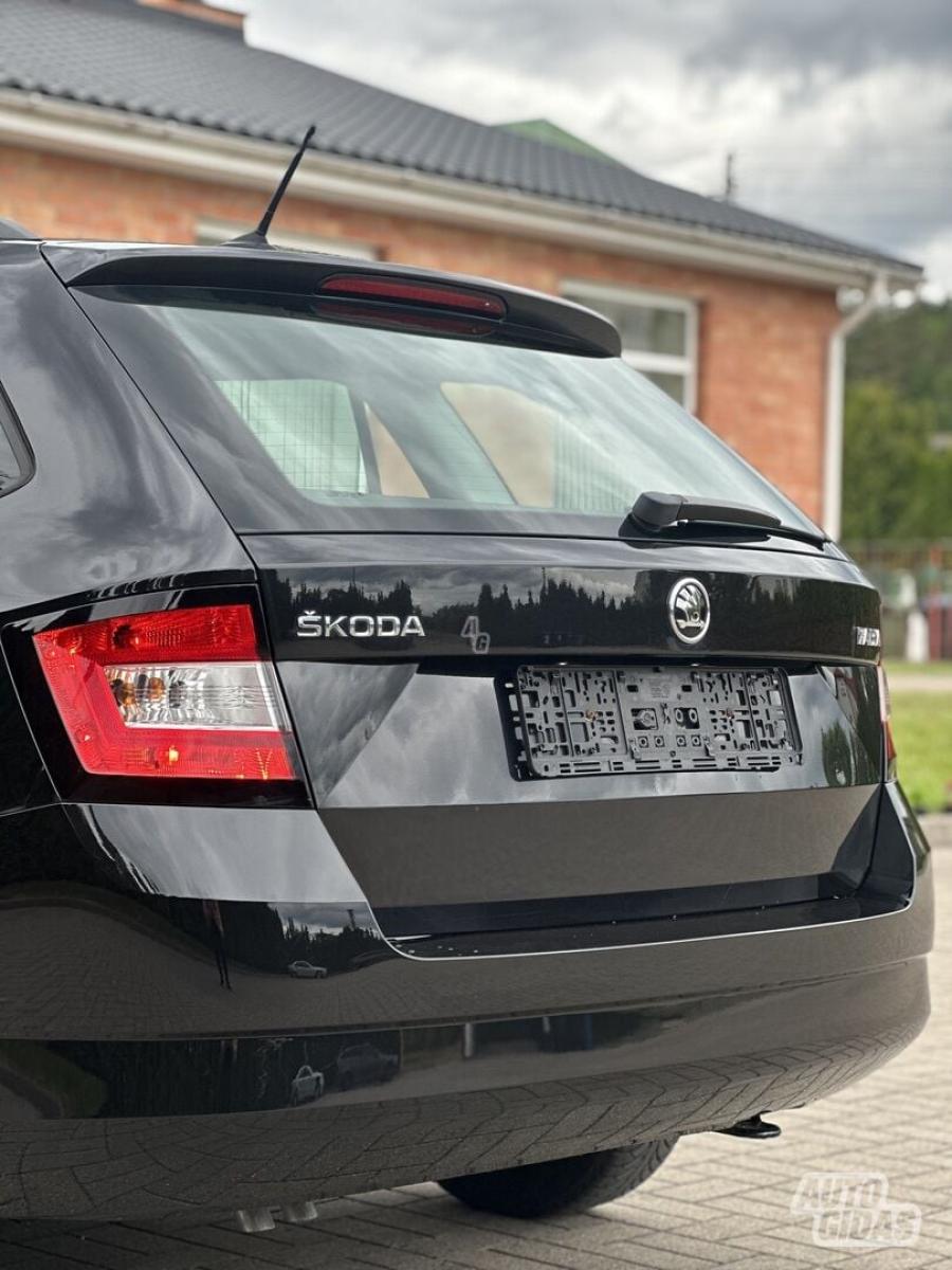 Black Skoda Fabia 2017 in Vilnius, with an engine capacity of 1.40 L and mileage of 150 thousand km for 7250 €, photo 19 on AUTOMOTO.COM.LV