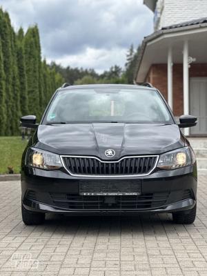 Black Skoda Fabia 2017 in Vilnius, with an engine capacity of 1.40 L and mileage of 150 thousand km for 7250 €, photo 36 on AUTOMOTO.COM.LV