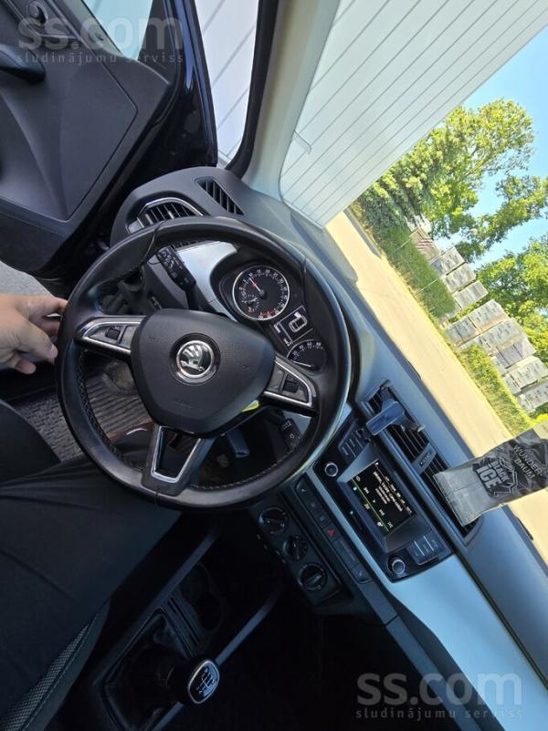 Melns Skoda Fabia 2017 Jelgava, ar dzinēja tilpumu 1.40 L un nobraukumu 230 tūkst. km par 3950 €, foto 10 vietnē AUTOMOTO.COM.LV