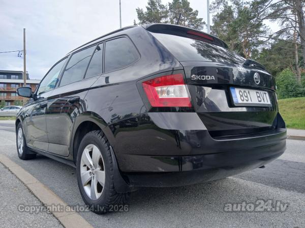 Black Skoda Fabia 2017 in Tallinn, with an engine capacity of 1.40 L and mileage of 139 thousand km for 6990 €, photo 7 on AUTOMOTO.COM.LV