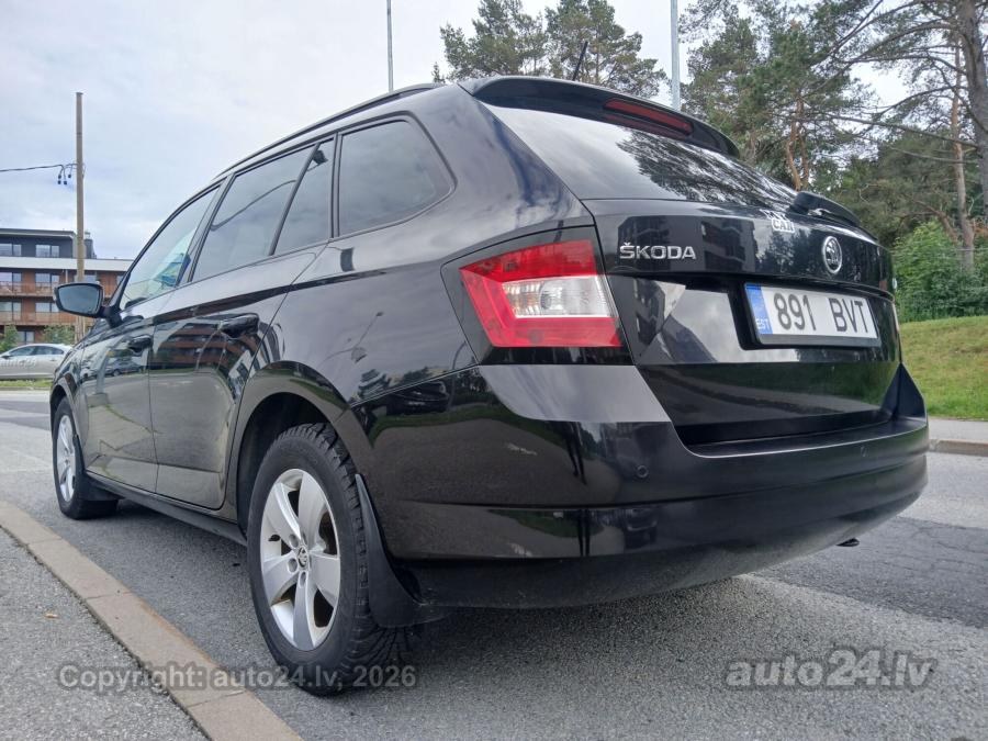 Black Skoda Fabia 2017 in Tallinn, with an engine capacity of 1.40 L and mileage of 139 thousand km for 6990 €, photo 8 on AUTOMOTO.COM.LV