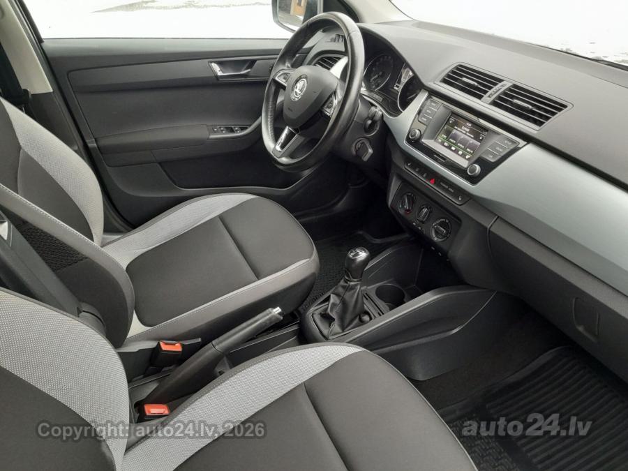 Black Skoda Fabia 2017 in Tallinn, with an engine capacity of 1.40 L and mileage of 139 thousand km for 6990 €, photo 16 on AUTOMOTO.COM.LV