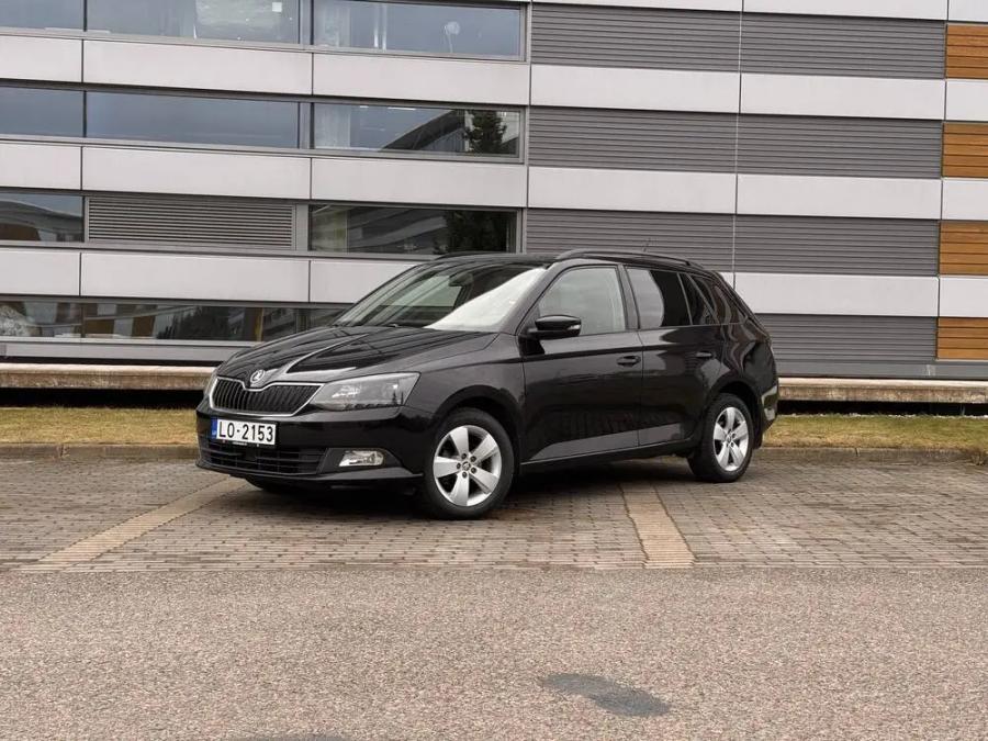 Black Skoda Fabia 2017 in Riga, with an engine capacity of 1.40 L and mileage of 185 thousand km for 5600 €, photo 1 on AUTOMOTO.COM.LV