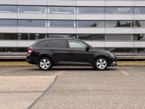Black Skoda Fabia 2017 in Riga, with an engine capacity of 1.40 L and mileage of 185 thousand km for 5600 €, photo 7 on AUTOMOTO.COM.LV