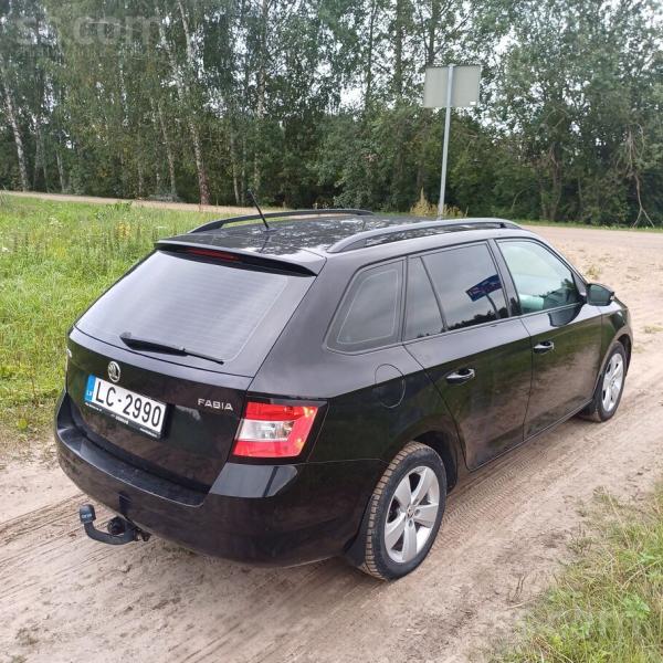 Melns Skoda Fabia 2018 Rīga, ar dzinēja tilpumu 1.40 L un nobraukumu 226 tūkst. km par 4590 €, foto 3 vietnē AUTOMOTO.COM.LV