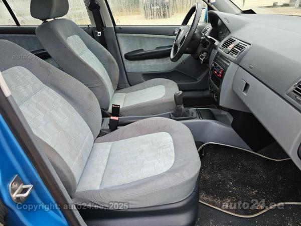 Blue Skoda Fabia 2000 in Tartu, with an engine capacity of 1.40 L and mileage of 295 thousand km for 499 €, photo 11 on AUTOMOTO.COM.LV