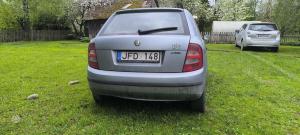 Blue Skoda Fabia 2001 in Kaunas, with an engine capacity of 1.90 L and mileage of 292 thousand km for 600 €, photo 5 on AUTOMOTO.COM.LV