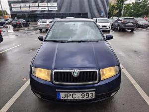 Zils Skoda Fabia 2001 Panevēža, ar dzinēja tilpumu 1.90 L un nobraukumu 330 tūkst. km par 650 €, foto 6 vietnē AUTOMOTO.COM.LV