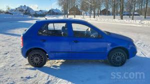 Blue Skoda Fabia 2002 in Aluksne, with an engine capacity of 1.20 L and mileage of 0 thousand km for 1200 €, photo 10 on AUTOMOTO.COM.LV