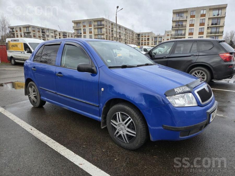 Blue Skoda Fabia 2003 in Riga, with an engine capacity of 1.40 L and mileage of 247 thousand km for 1600 €, photo 6 on AUTOMOTO.COM.LV