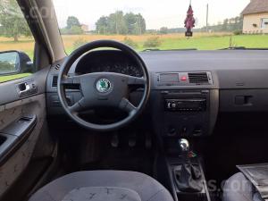 Zils Skoda Fabia 2003 Rīga, ar dzinēja tilpumu 1.90 L un nobraukumu 270 tūkst. km par 900 €, foto 6 vietnē AUTOMOTO.COM.LV