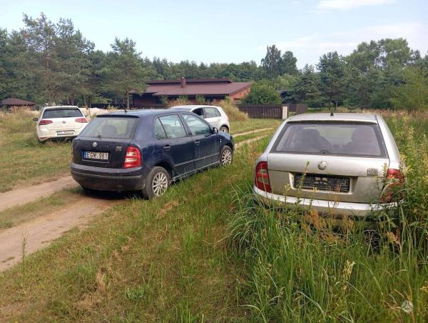 Шкода Фабия 2003 в Ионава на AUTOMOTO.COM.LV Синий Шкода Фабия 2003 в Ионава, объемом двигателя 1.90 л и пробегом 260 тыс. км за 500 €, фото 6 на AUTOMOTO.COM.LV