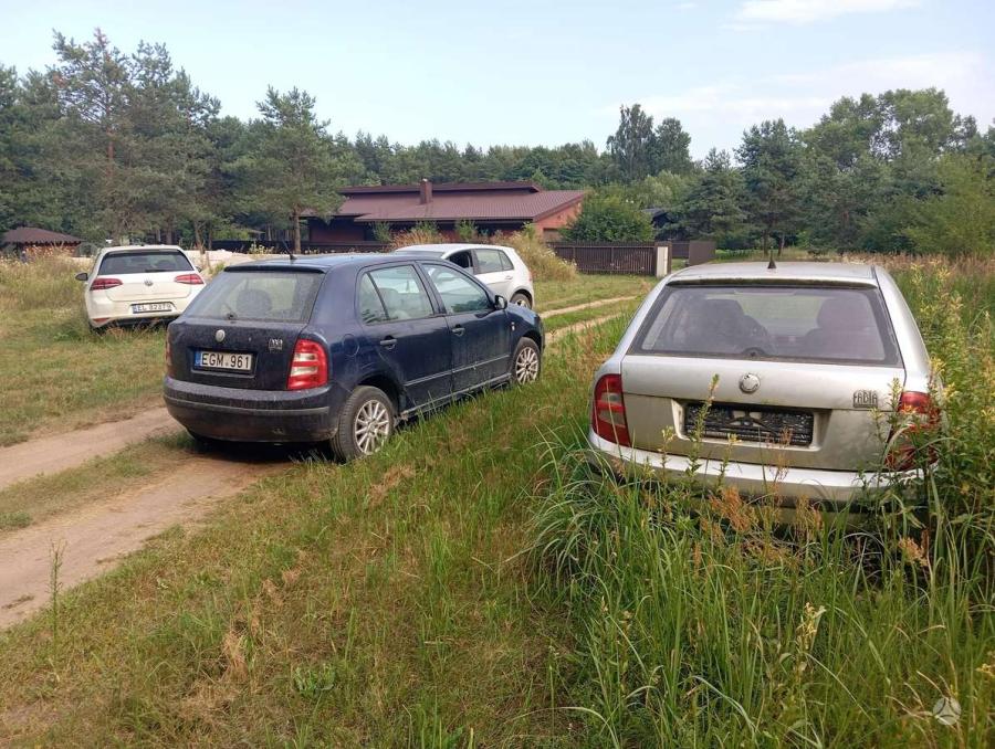 Синий Шкода Фабия 2003 в Ионава, объемом двигателя 1.90 л и пробегом 260 тыс. км за 500 €, фото 6 на AUTOMOTO.COM.LV