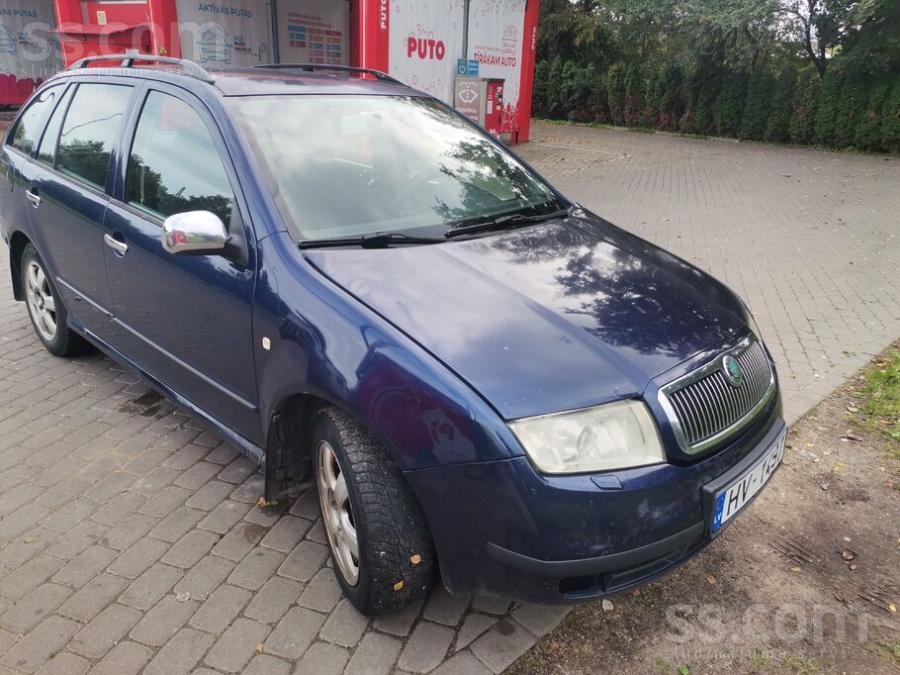 Blue Skoda Fabia 2003 in Riga, with an engine capacity of 1.90 L and mileage of 351 thousand km for 1300 €, photo 1 on AUTOMOTO.COM.LV
