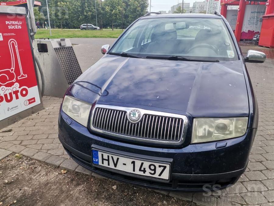 Blue Skoda Fabia 2003 in Riga, with an engine capacity of 1.90 L and mileage of 351 thousand km for 1300 €, photo 6 on AUTOMOTO.COM.LV