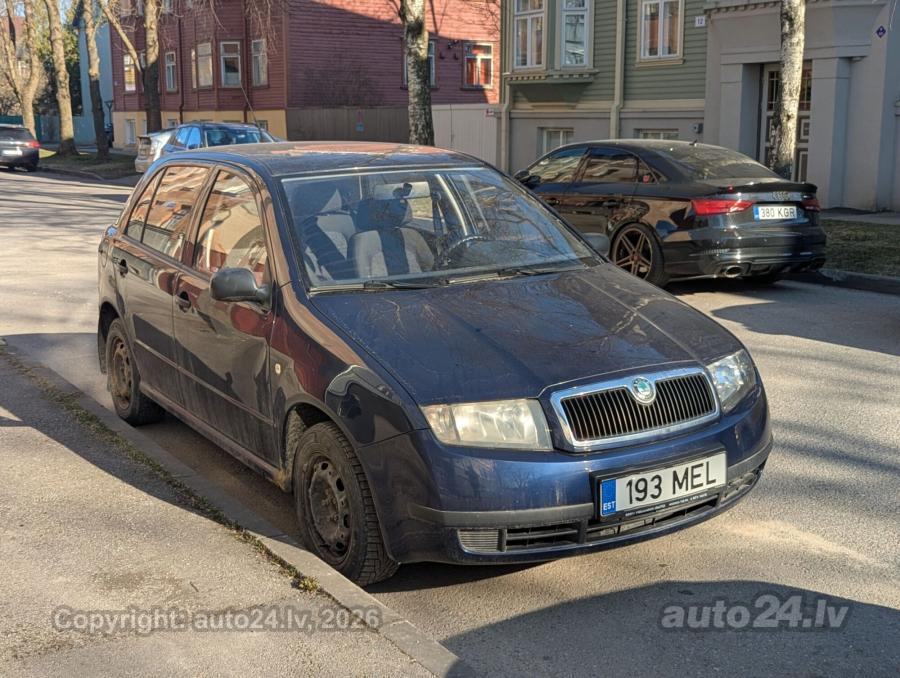 Zils Skoda Fabia 2004 Tallina, ar dzinēja tilpumu 1.20 L un nobraukumu 115 tūkst. km par 350 €, foto 6 vietnē AUTOMOTO.COM.LV