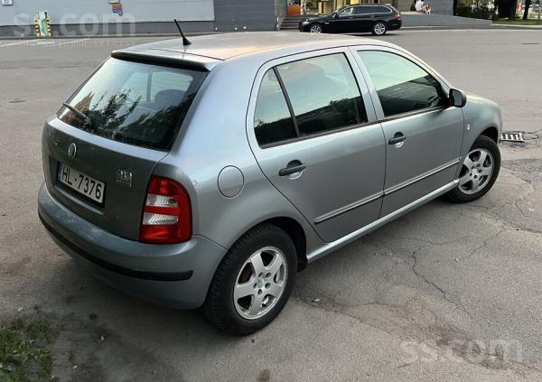Blue Skoda Fabia 2004 in Riga, with an engine capacity of 1.40 L and mileage of 170 thousand km for 850 €, photo 2 on AUTOMOTO.COM.LV