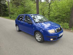 Blue Skoda Fabia 2006 in Radviliskis, with an engine capacity of 1.20 L and mileage of 252 thousand km for 1250 €, photo 3 on AUTOMOTO.COM.LV