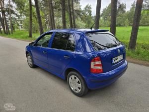 Blue Skoda Fabia 2006 in Radviliskis, with an engine capacity of 1.20 L and mileage of 252 thousand km for 1250 €, photo 5 on AUTOMOTO.COM.LV
