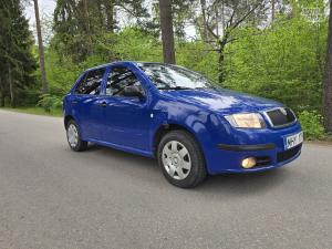 Blue Skoda Fabia 2006 in Radviliskis, with an engine capacity of 1.20 L and mileage of 252 thousand km for 1250 €, photo 6 on AUTOMOTO.COM.LV