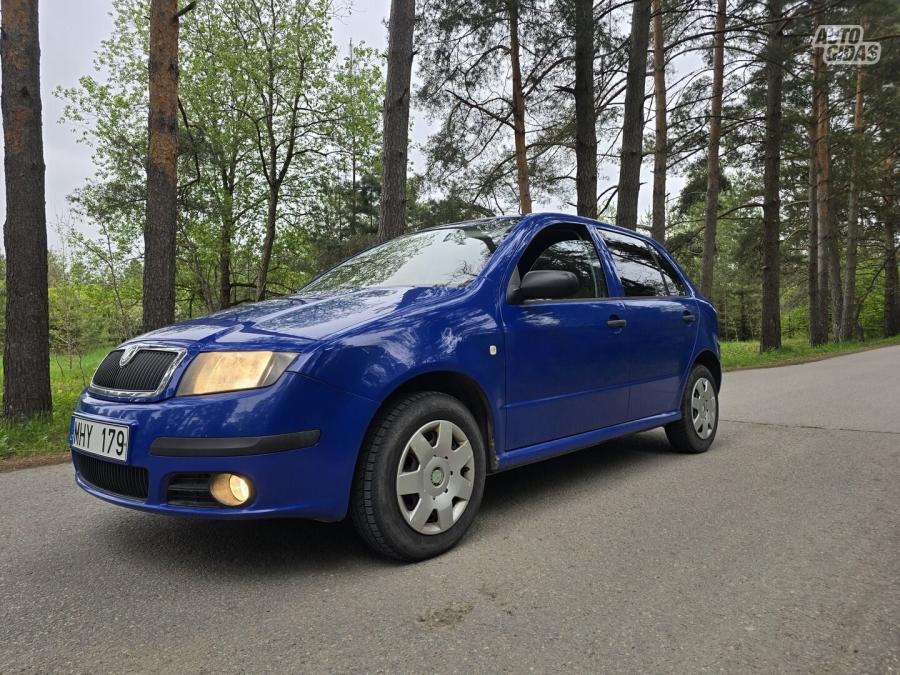 Blue Skoda Fabia 2006 in Radviliskis, with an engine capacity of 1.20 L and mileage of 252 thousand km for 1250 €, photo 7 on AUTOMOTO.COM.LV