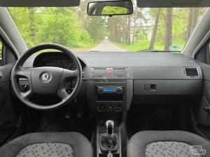 Blue Skoda Fabia 2006 in Radviliskis, with an engine capacity of 1.20 L and mileage of 252 thousand km for 1250 €, photo 16 on AUTOMOTO.COM.LV