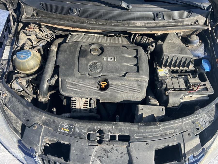 Zils Skoda Fabia 2007 Šauļi, ar dzinēja tilpumu 1.40 L un nobraukumu 200 tūkst. km par 1149 €, foto 17 vietnē AUTOMOTO.COM.LV