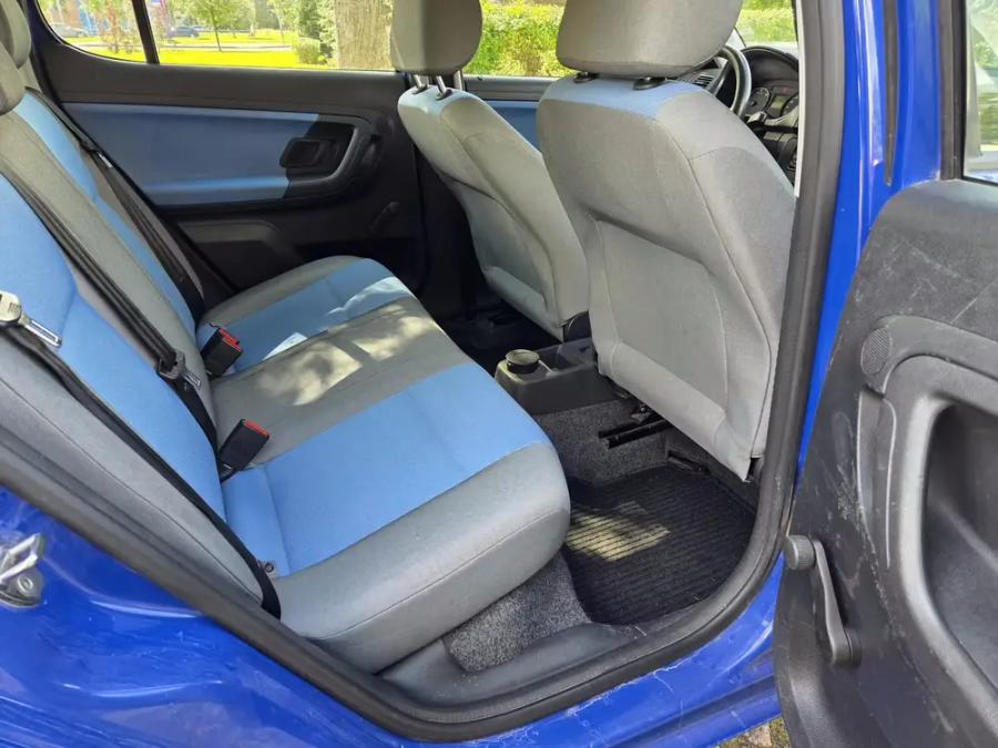 Zils Skoda Fabia 2007 Jelgava, ar dzinēja tilpumu 1.40 L un nobraukumu 181 tūkst. km par 1700 €, foto 10 vietnē AUTOMOTO.COM.LV