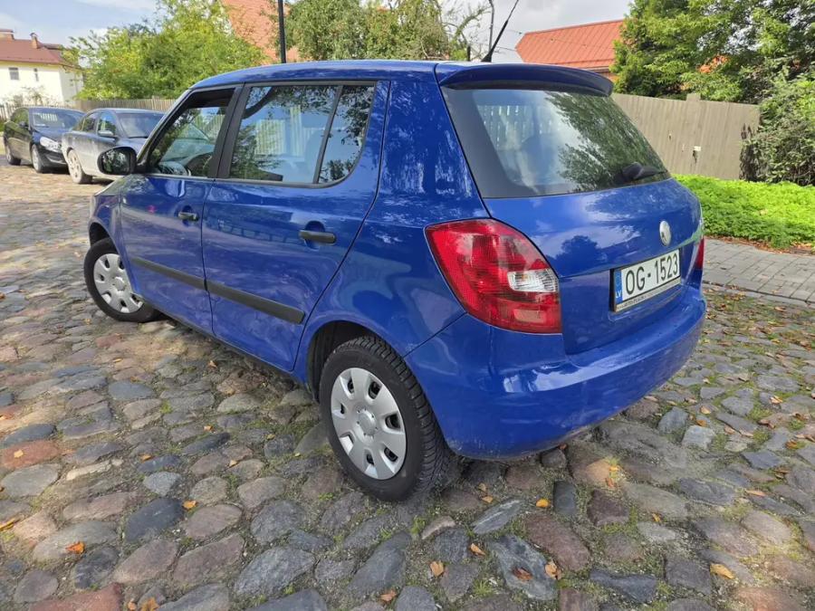 Zils Skoda Fabia 2007 Jelgava, ar dzinēja tilpumu 1.40 L un nobraukumu 181 tūkst. km par 1700 €, foto 13 vietnē AUTOMOTO.COM.LV