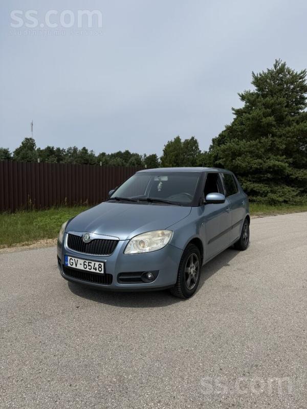 Blue Skoda Fabia 2007 in Riga, with an engine capacity of 1.40 L and mileage of 173 thousand km for 1850 €, photo 1 on AUTOMOTO.COM.LV
