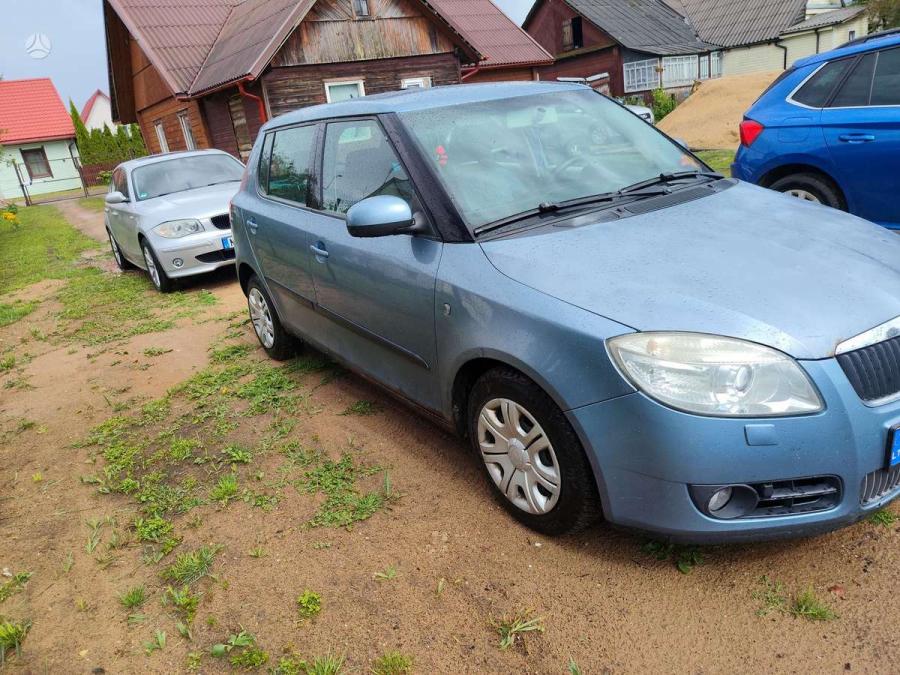 Zils Skoda Fabia 2007 Viļņa, ar dzinēja tilpumu 1.20 L un nobraukumu 287 tūkst. km par 850 €, foto 1 vietnē AUTOMOTO.COM.LV